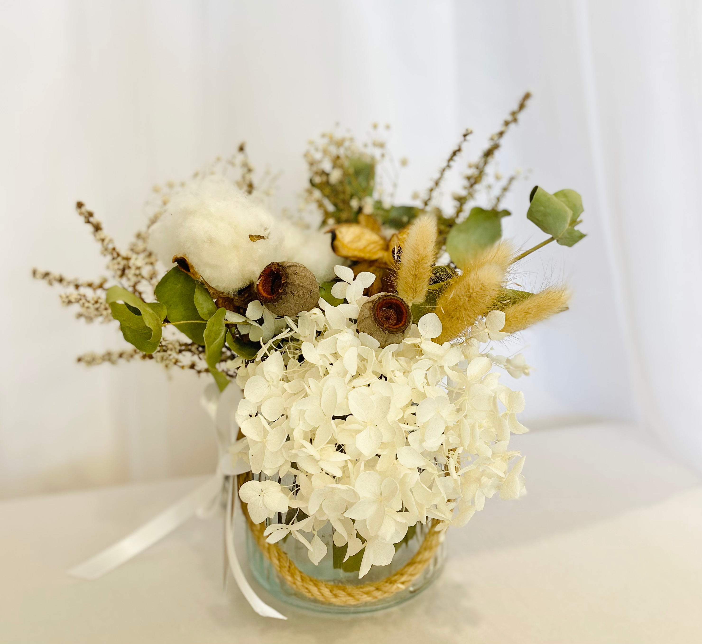 White Boston Glass Dry Flower – Seema with Love